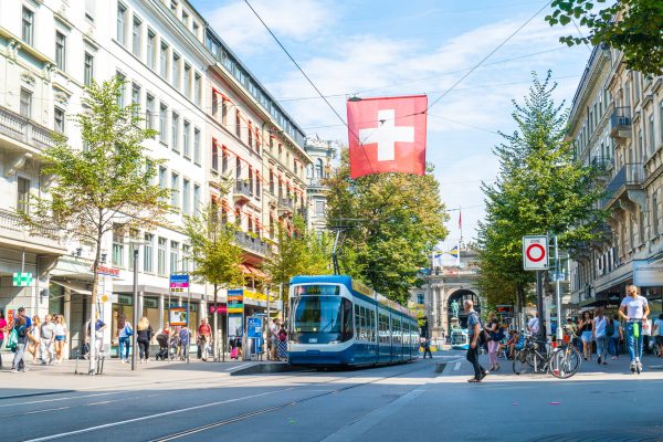 Publishing - Swiss School of Business Research